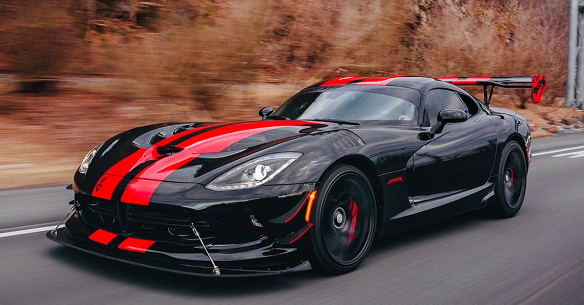 20 Supercars That Are Surprisingly Heavy | HotCars