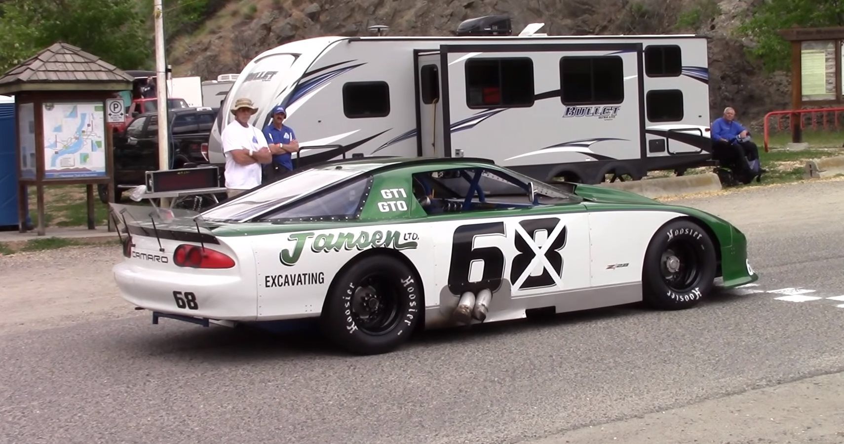 Watch A 600 HP Camaro Conquer A Hill Climb | HotCars