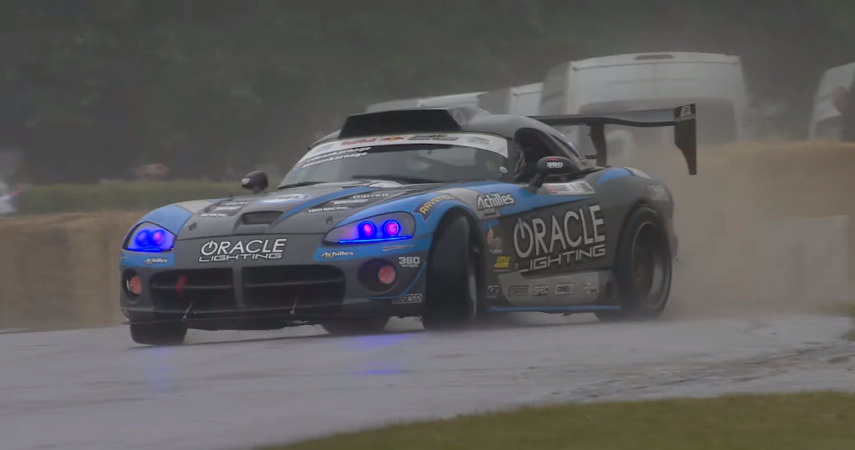 Watch a Dodge Viper Drift Its Way Up Goodwood In The Pouring Rain