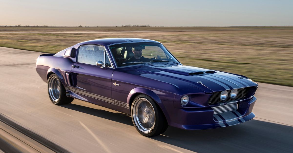 Check Out This 900 HP Carbon Fiber Shelby GT500 | HotCars